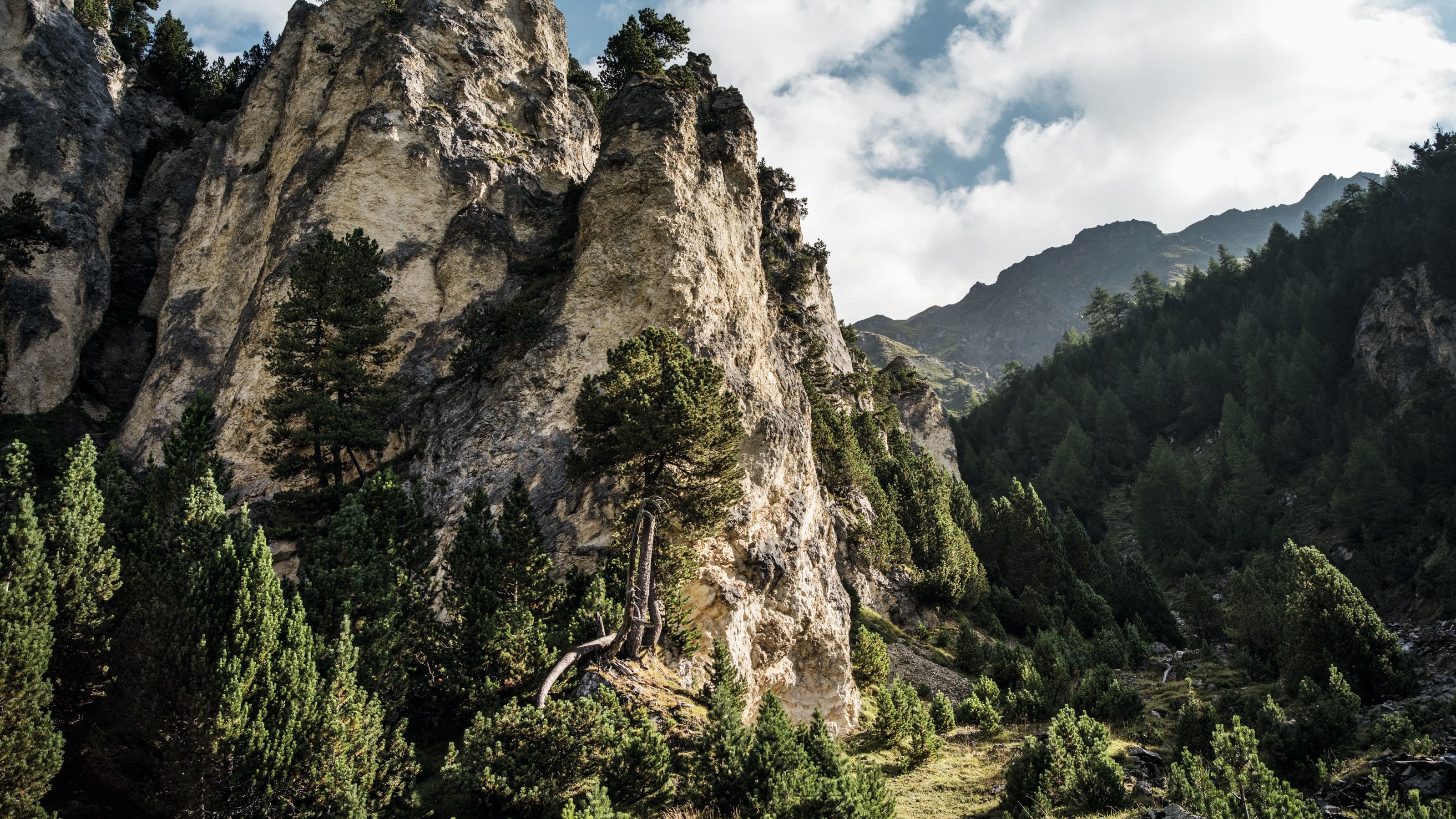 Brenno Gorge | Switzerland Tourism Brenno Gorge | Switzerland Tourism